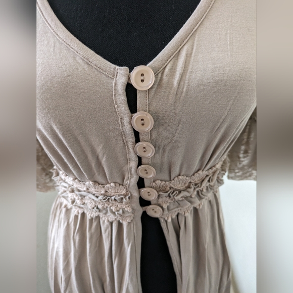 Gretty Zueger | Tops | Gretty Zueger Nwt Tan Medium | Poshmark